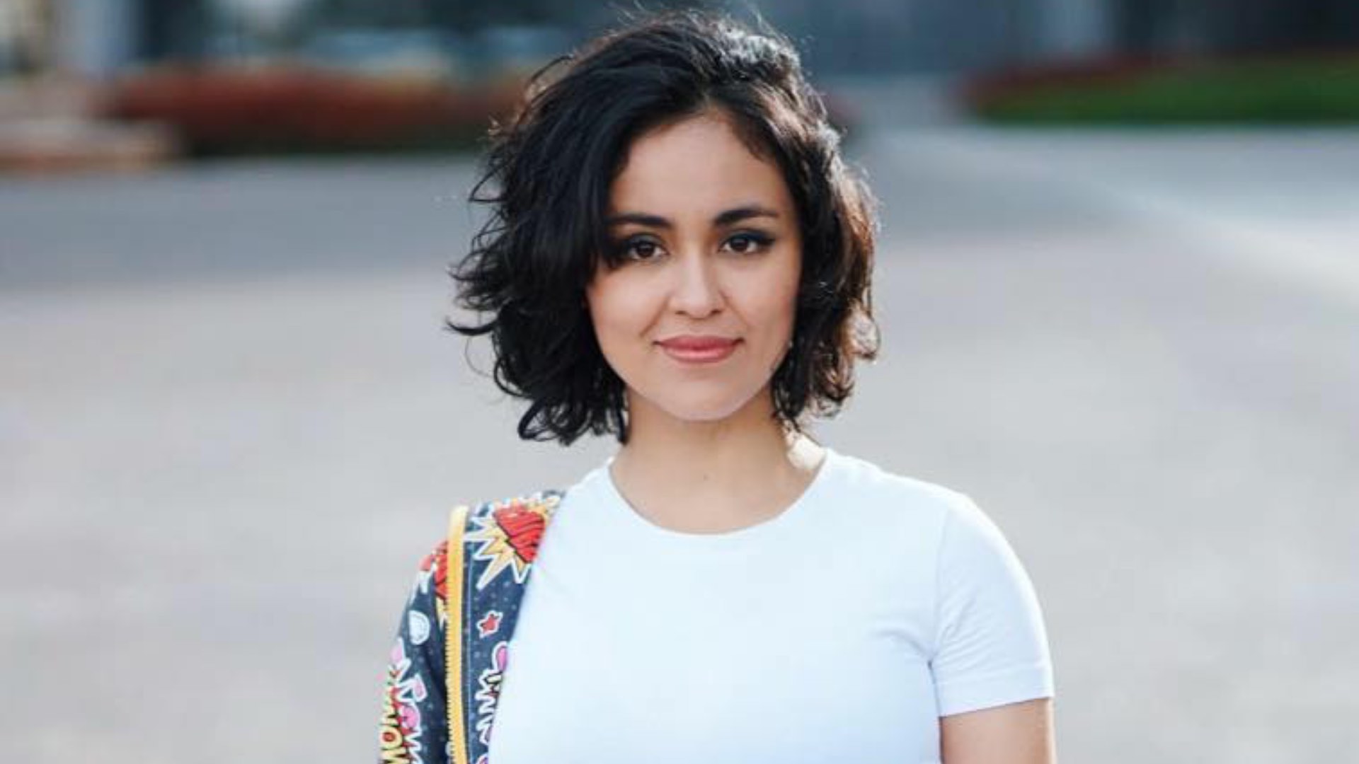 Laura Román - 4D Musik